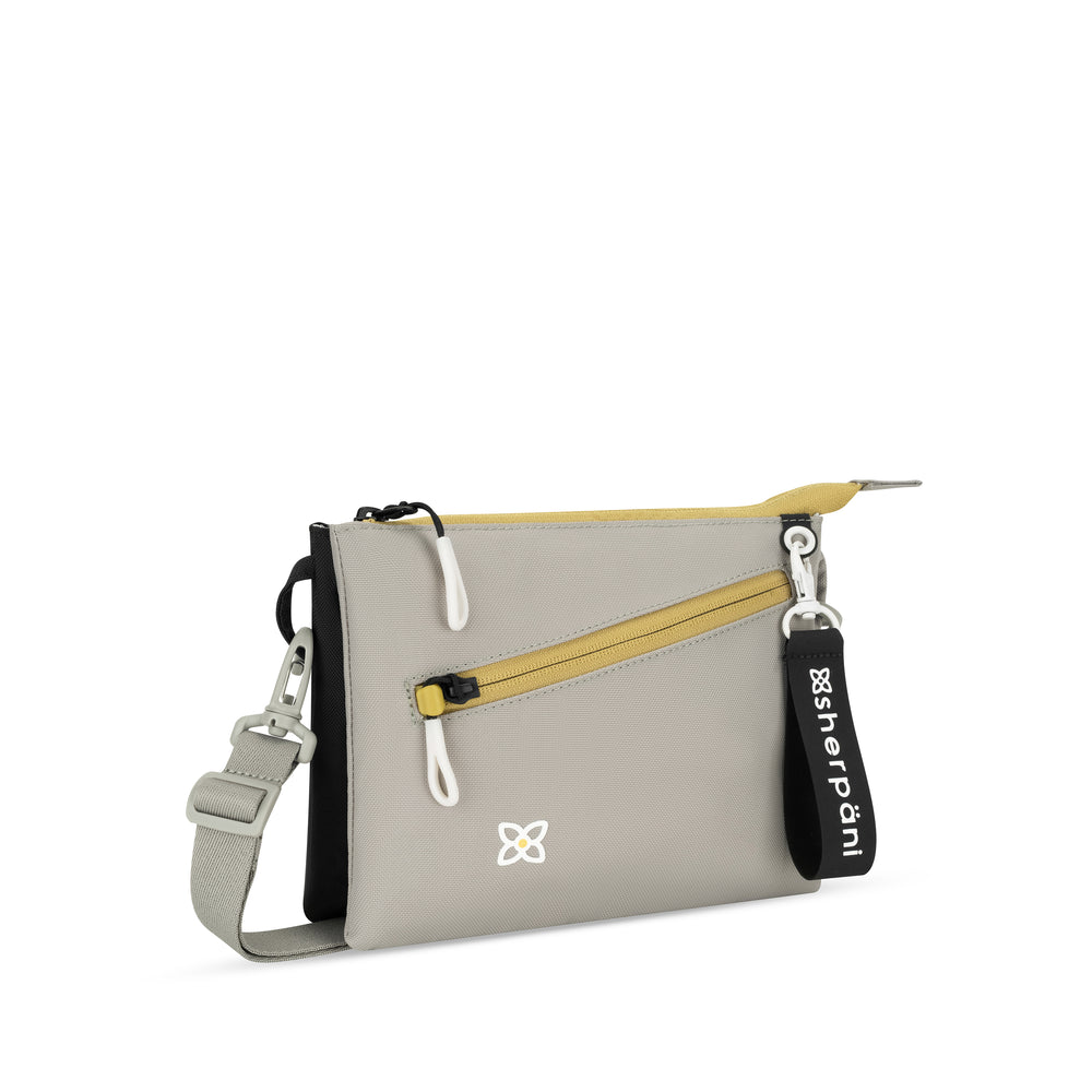 Sherpani Zoom Crossbody wasabi stone